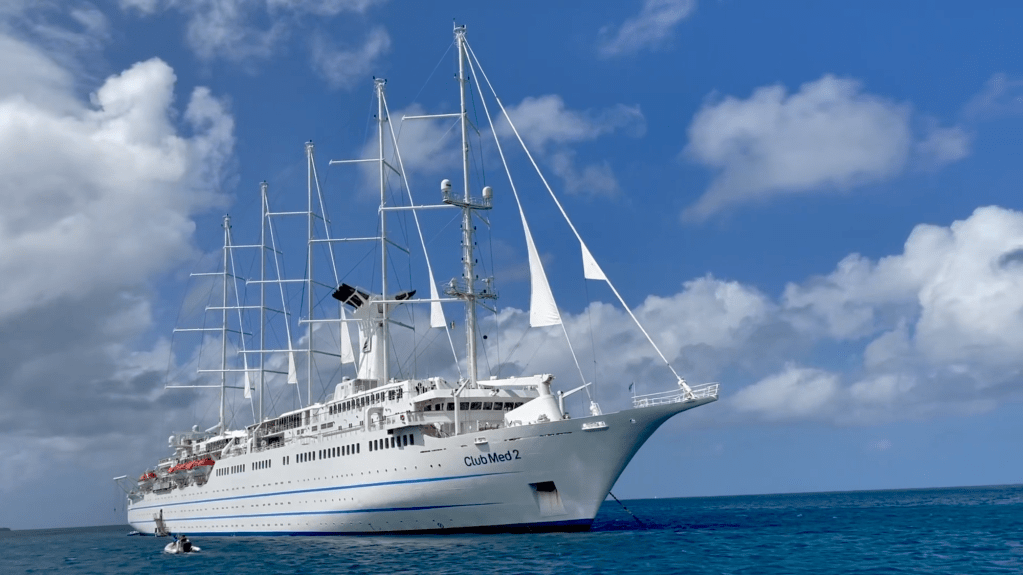 Caribbean: our voyage on a five-mast sailing ship – Strafari