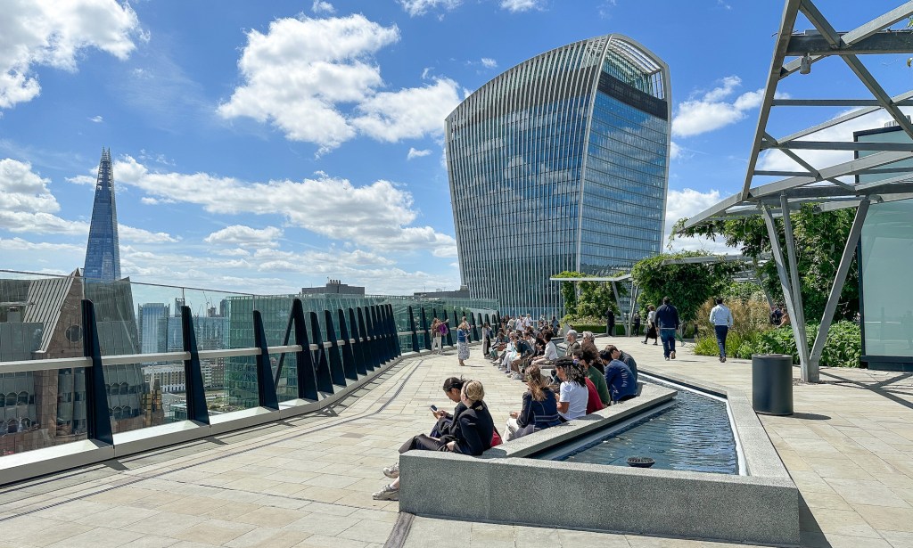 A rooftop garden in London: The Garden at 120 – Strafari